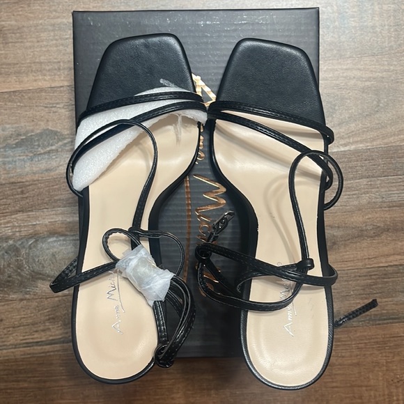 Anne Michelle | Shoes | Anne Michelle Black Strappy High Heels | Poshmark